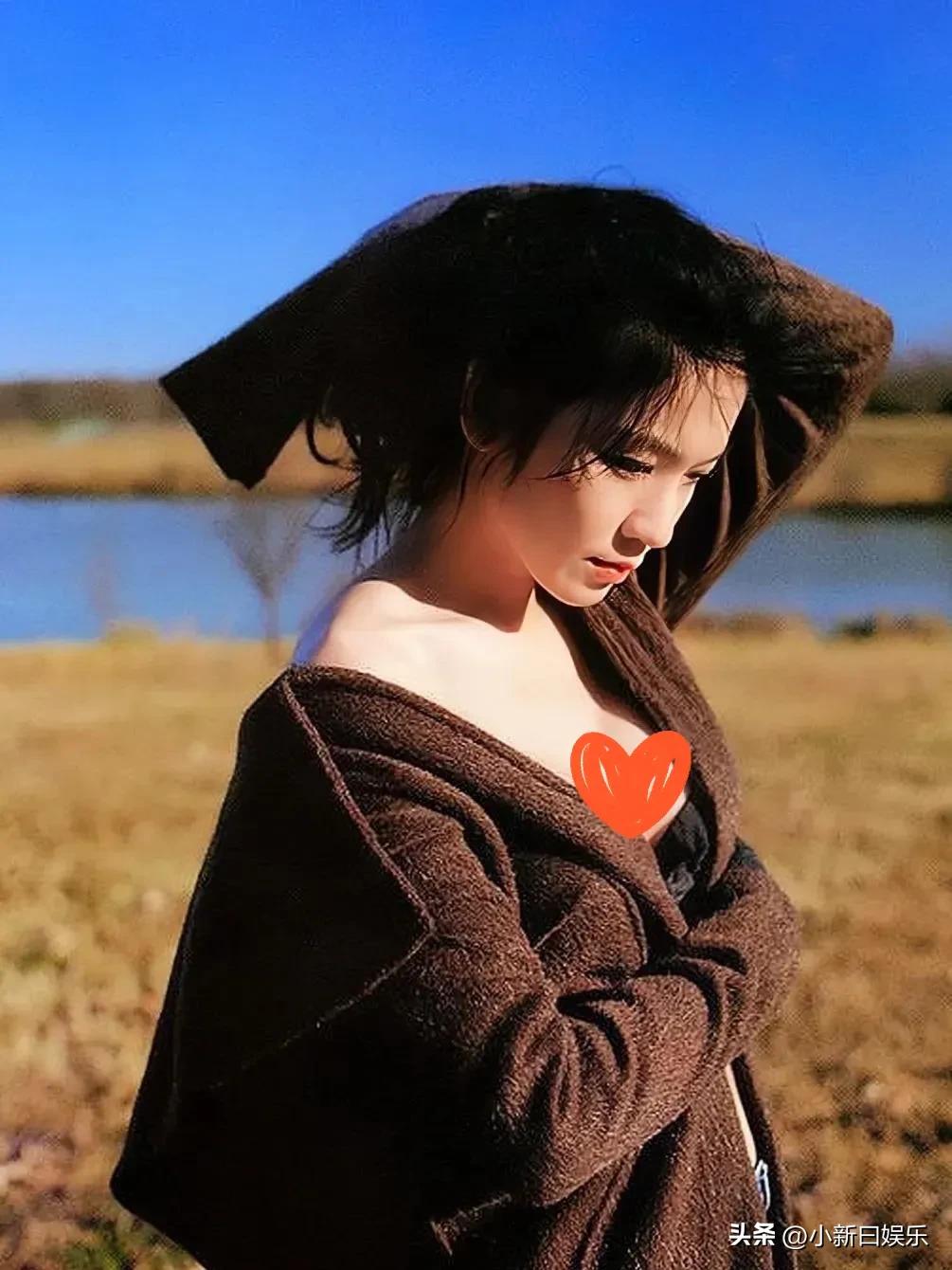 "Goddess of First Love" Lin Xilei, has a perfect body, hot and charming ...