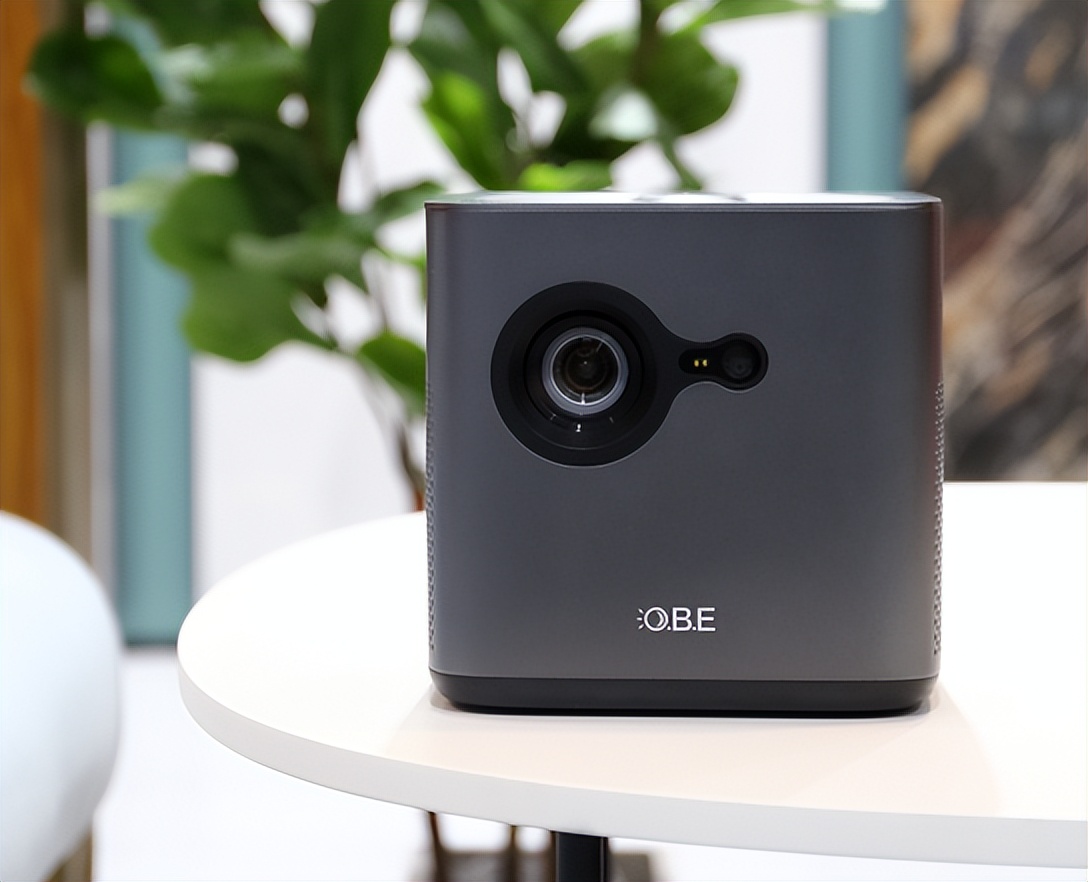 More than 3000 can start 0.47DMD flagship projector?It is the big eye orange cost-effective ...