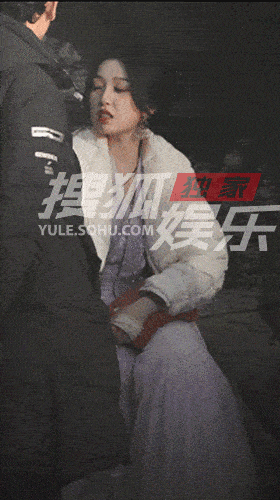 Guo Jingming gave a play to Yu Shuxin on the set and took away the warm ...