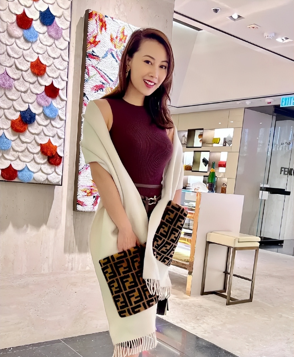 "Tier 3 Queen" Yuan Jiamin posted a long article to break the news, the ...