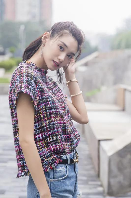 CCTV beauty queen Jianing, a few beautiful photos - iMedia