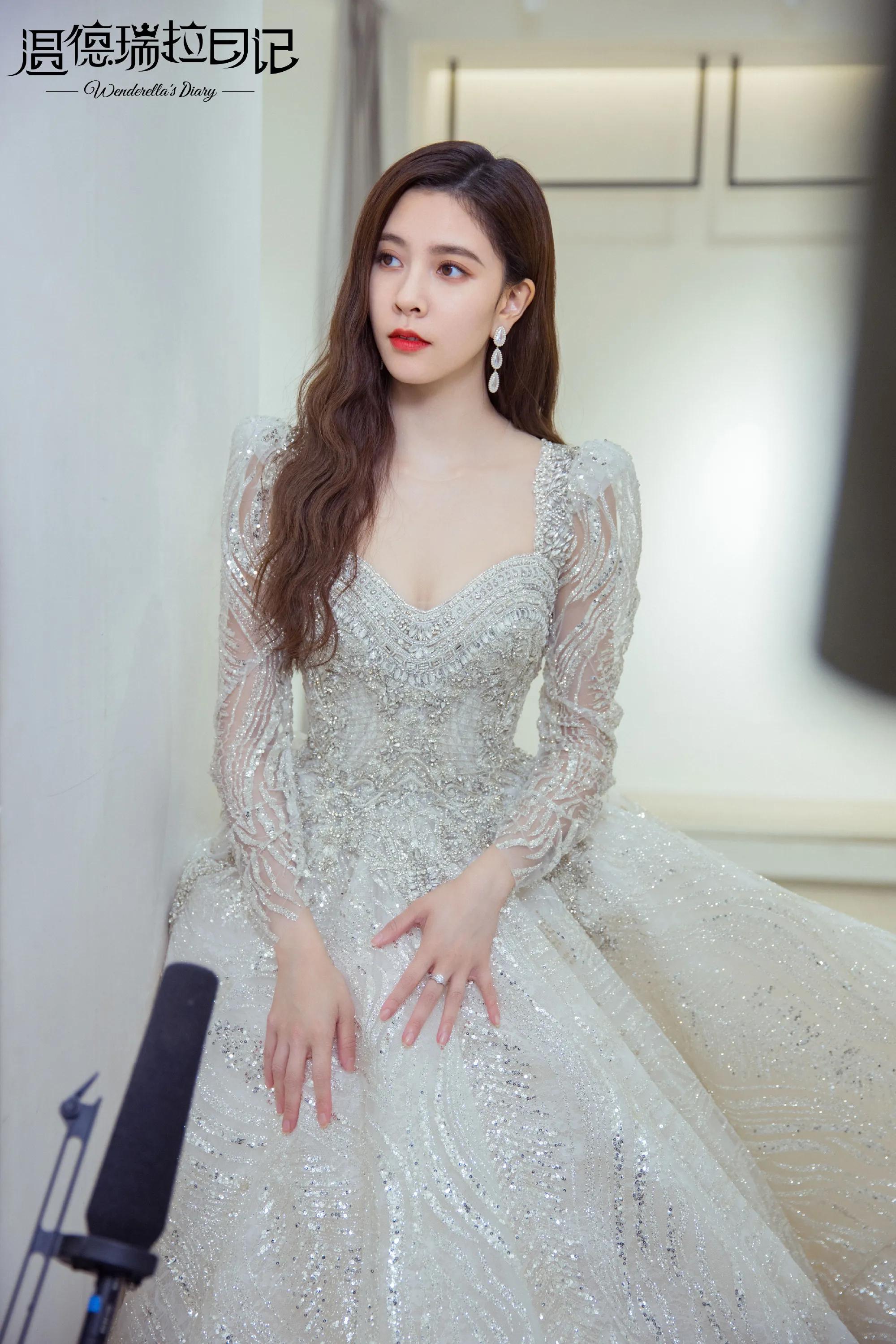 Song Yanfei's beautiful picture - iNEWS