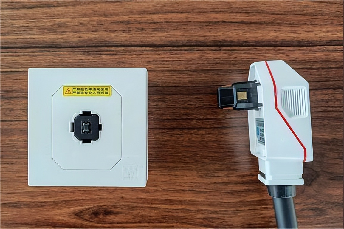 How to choose the Mercedes-Benz EQB portable charging gun (how to use ...