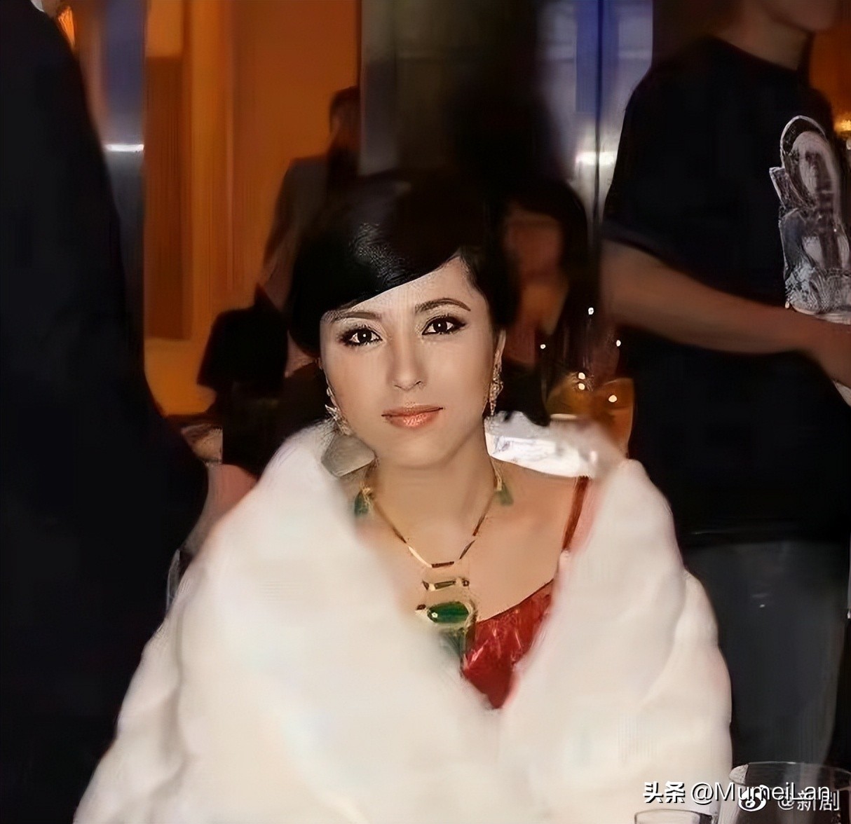 Yang Mi and Zeng Li took a group photo in the early days, the beauties ...