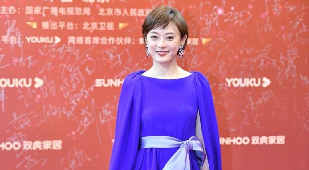 Re Yizha choked up, Wang Lei covered his mouth, the Feitian Awards ...