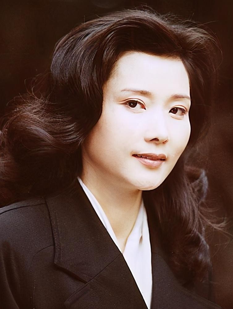 The 5 most "clean" actresses, no plastic surgery, no promiscuity, can ...