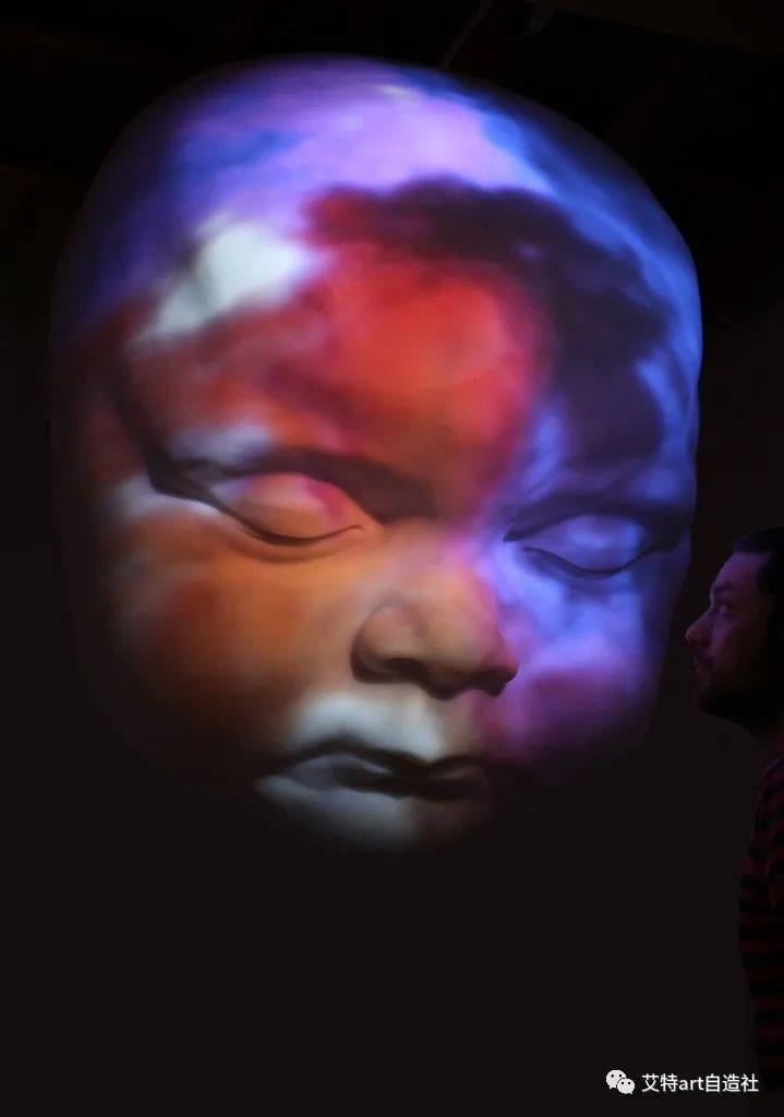 Sculptor George Triggs captures idiosyncrasies in life - iNEWS