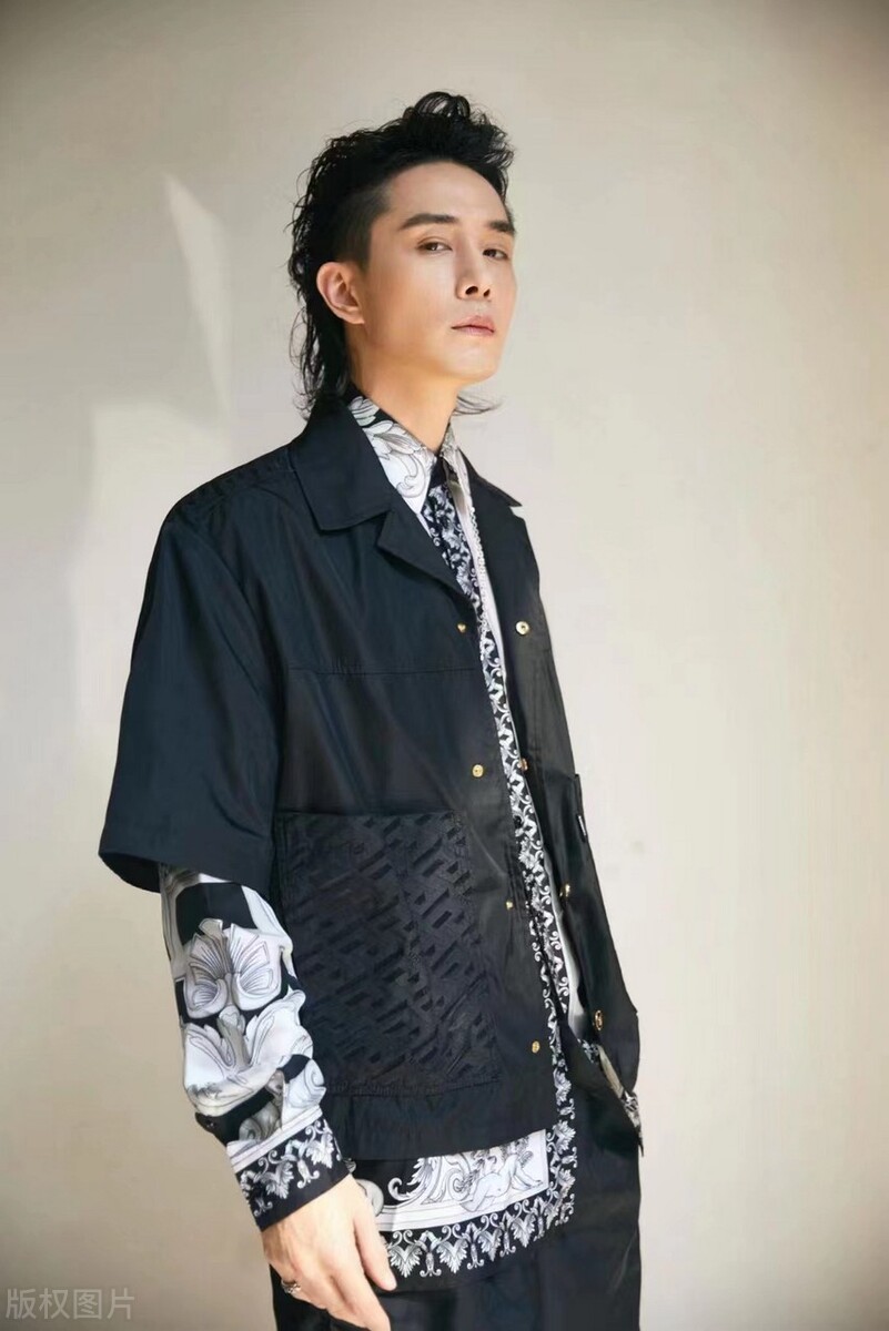 Lee Seung-hyun's photo - iNEWS