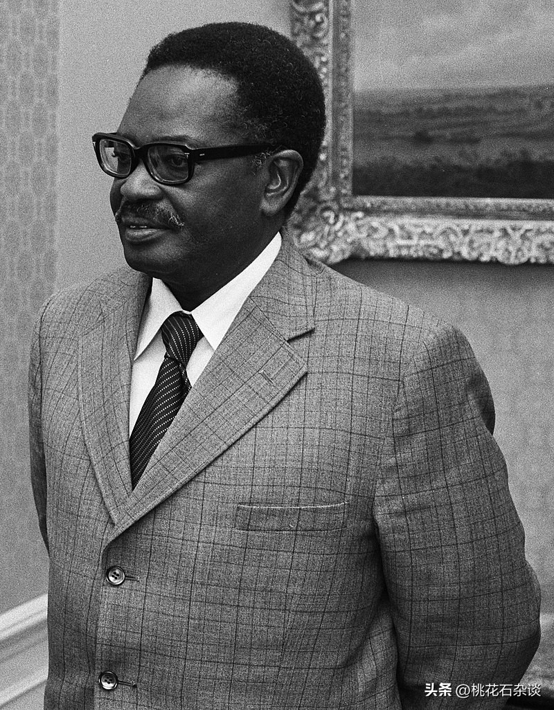 How did Angola become the focus of the Cold War?The United States, the ...