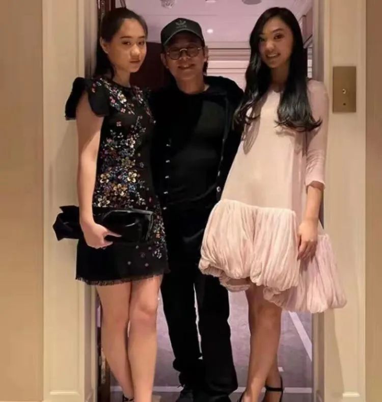 Jet Li's four daughters are slim, they are simply the Chinese version ...