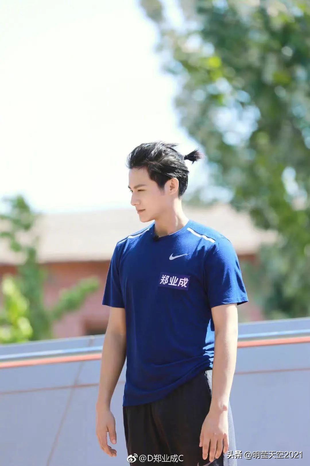 The shining him - Zheng Yecheng - iMedia