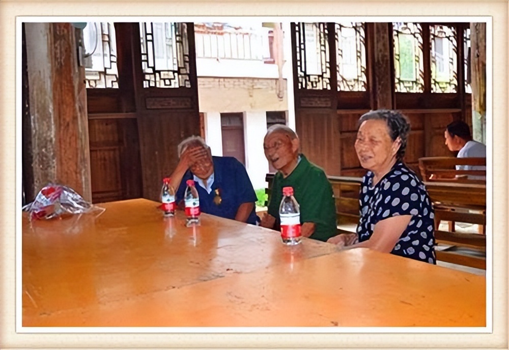 The last three military spies in the mainland, after 64 years of ...