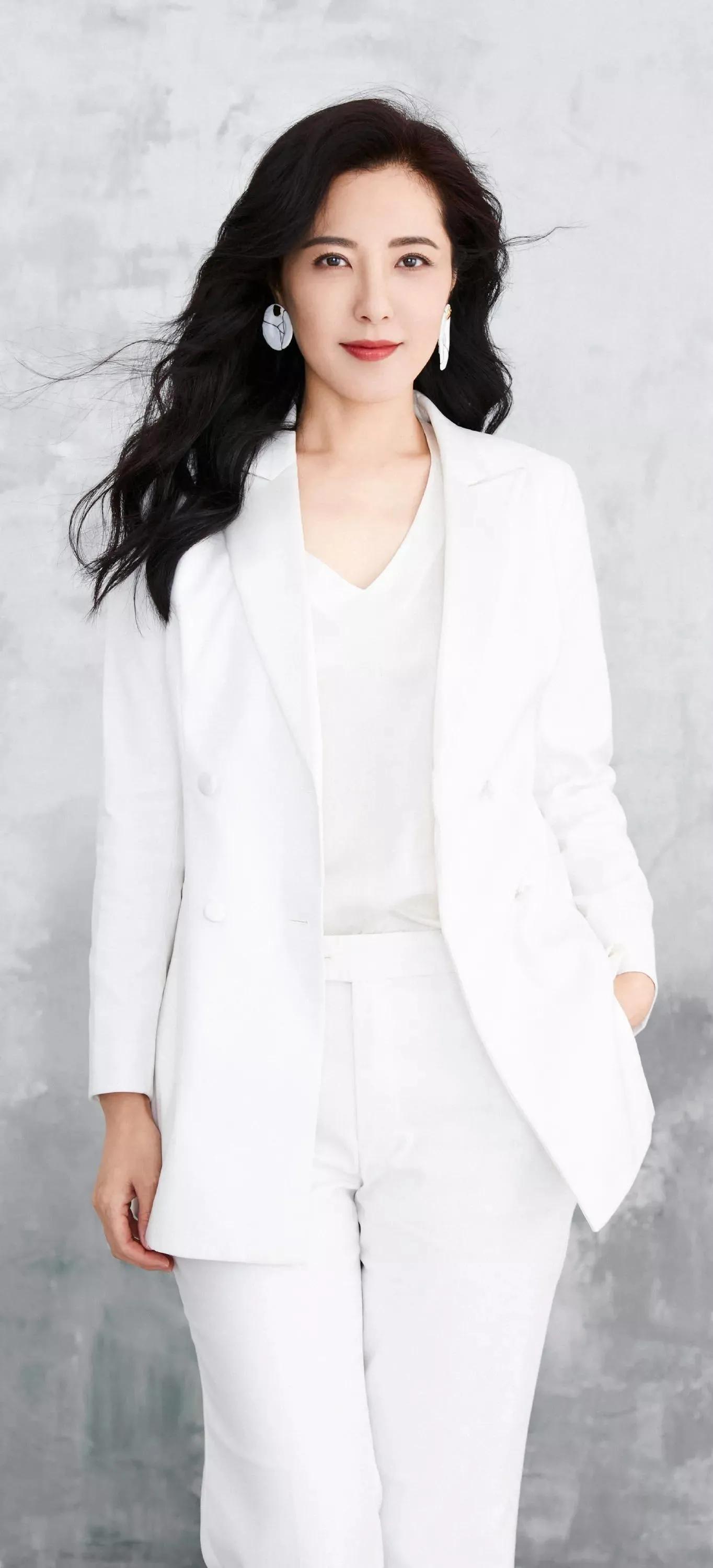 Zeng Li, beautiful and moving actress - iNEWS