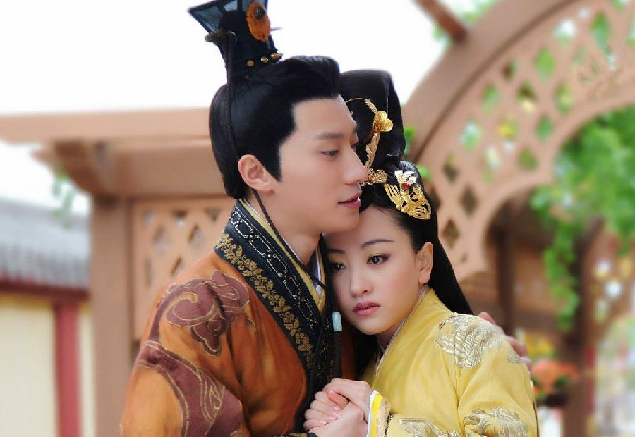 Li Zu'e, the empress, was forcibly occupied by her two uncles, and she ...