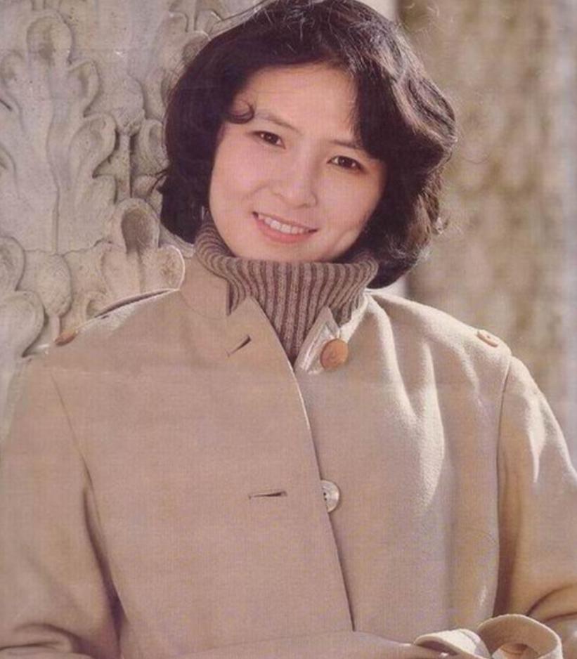 Actor Li Ling: I don't love executives, I love poor families. I married ...