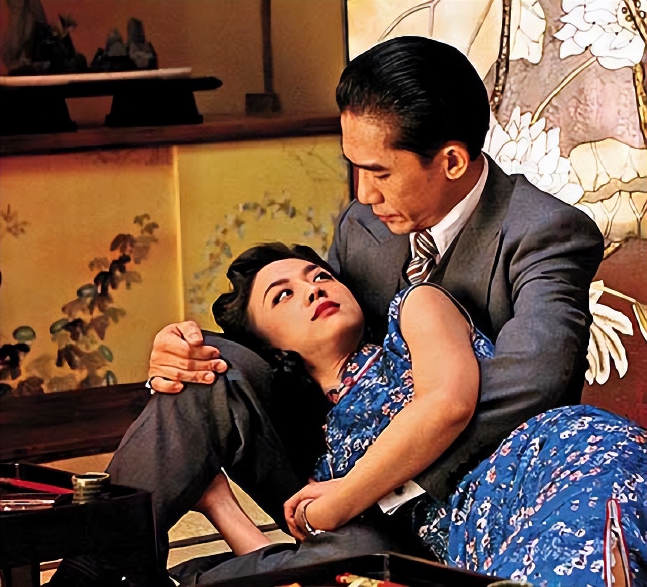 Tang Wei sacrificed far more in "Lust, Caution" than in the camera, and Feng Xiaogang's Jin Xing ...