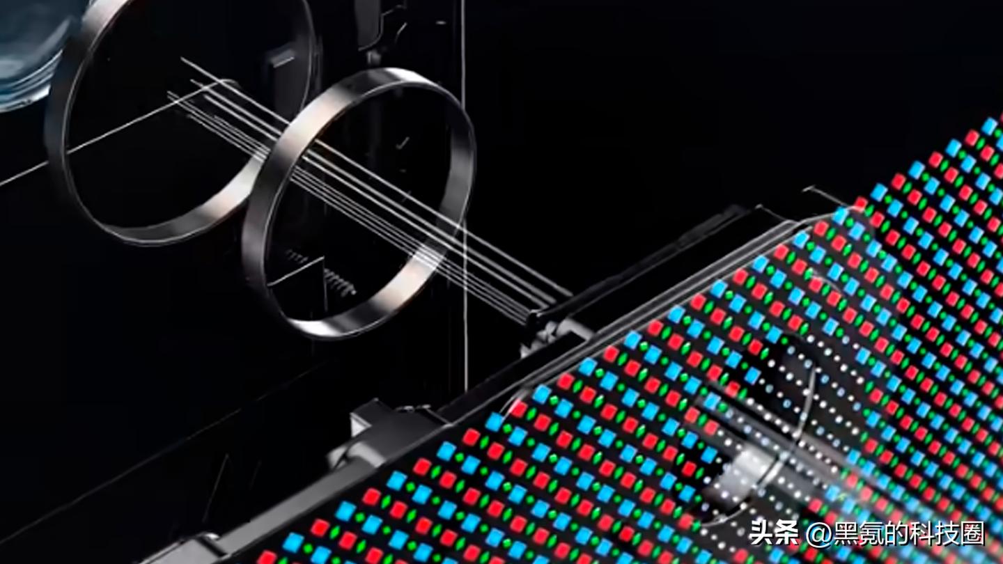 Face ID patent under the iPhone screen announced transparent area ...