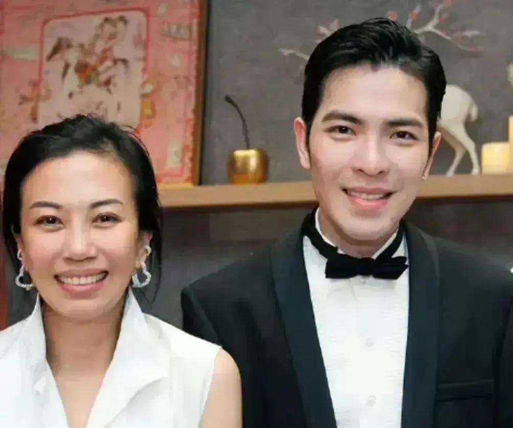 Jam Hsiao and his agent Lin You-hui get married, their romantic wedding stirs up the internet ...
