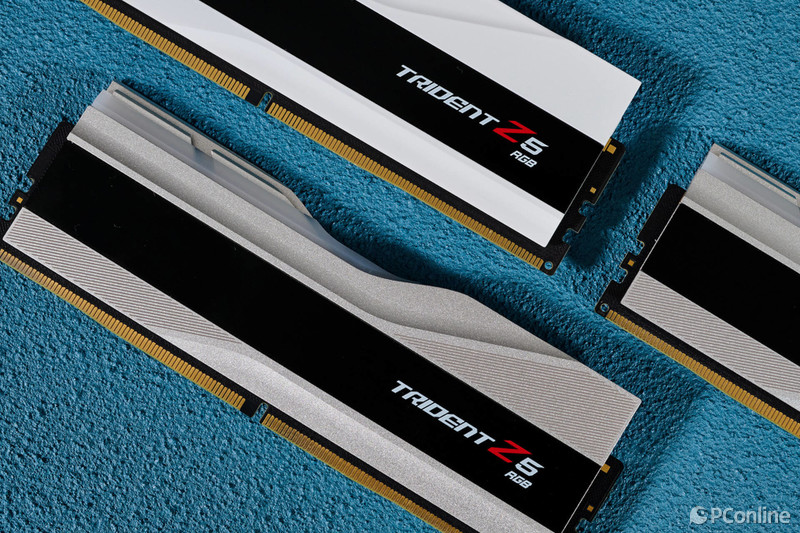 True~White Warrior, G.S.G. Trident Z5 RGB White Edition Review - iNEWS