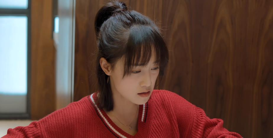 Sentence: Looking for Marathon to be the peacemaker, Qi Heng's head is ...