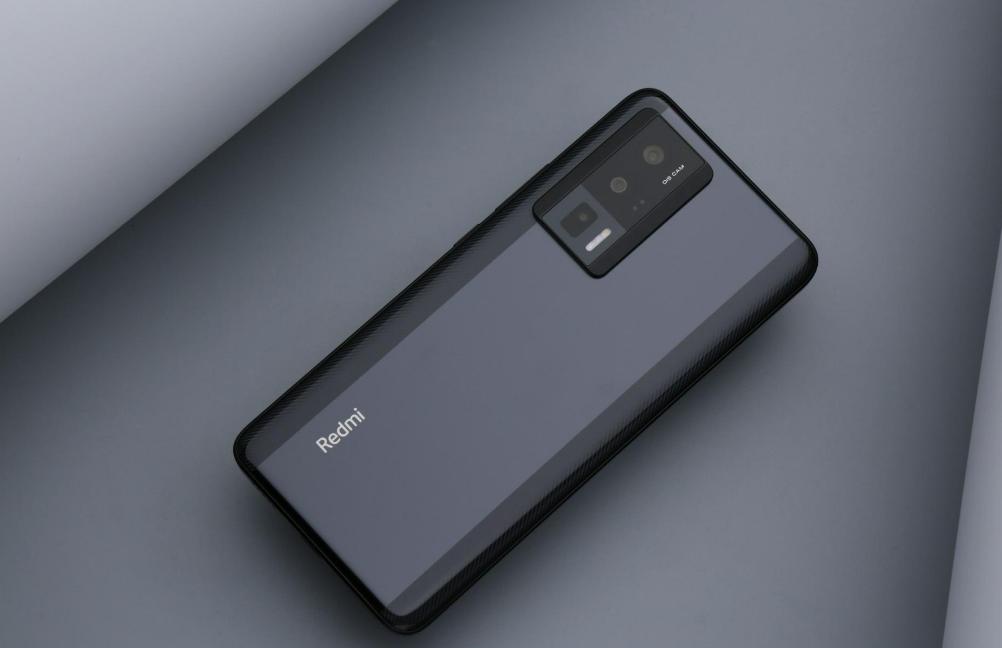 12+512GB+Snapdragon 8Gen2, surpassing vivo and OPPO, rushing to the top of the 3K price ...