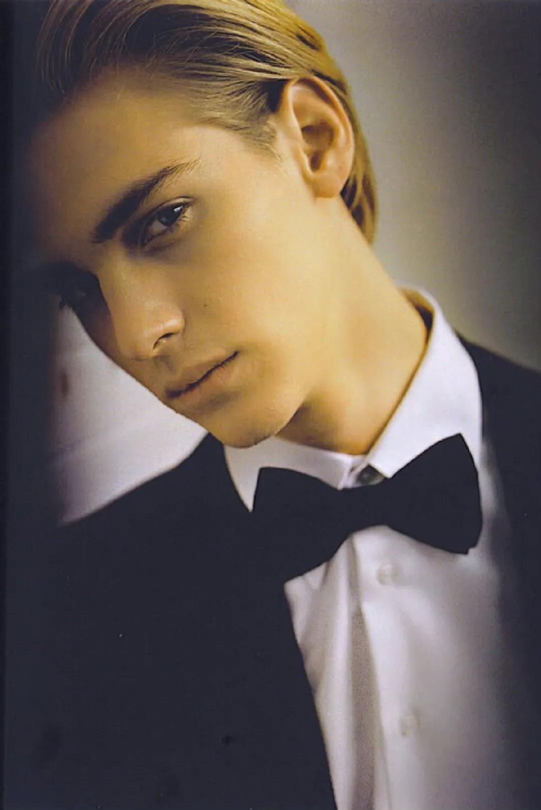 A set of promotional videos inspired by the godfather by French ...