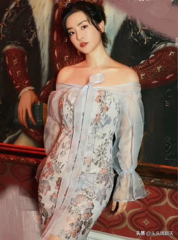 Li Sheng's sexy photo - iNEWS