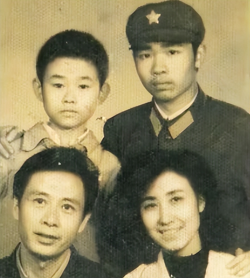 He ran away 40 days after giving birth to his daughter. After Dao Lang ...