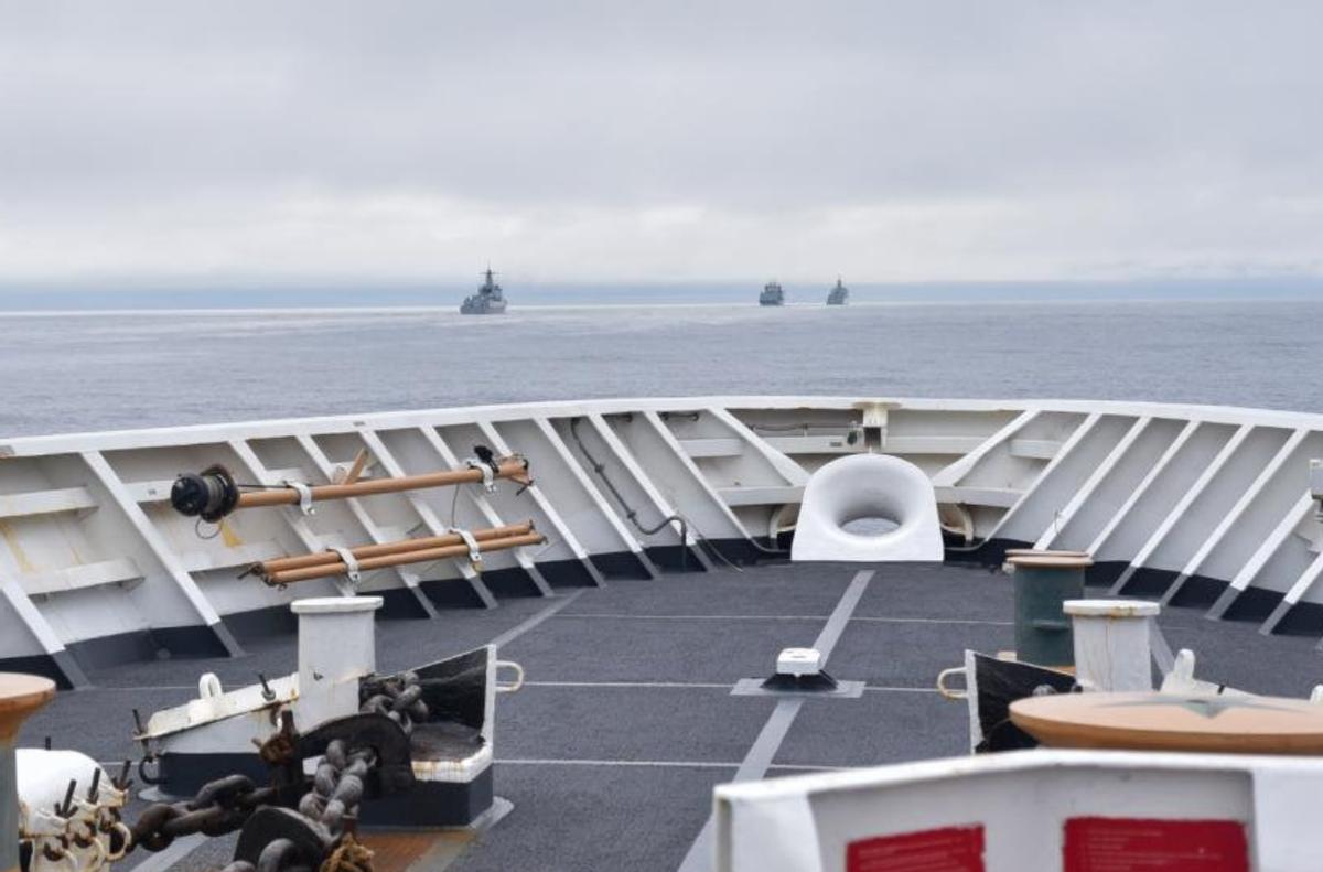 Kou can go to me or go. The "Nanchang Ship" appeared in the Bering ...