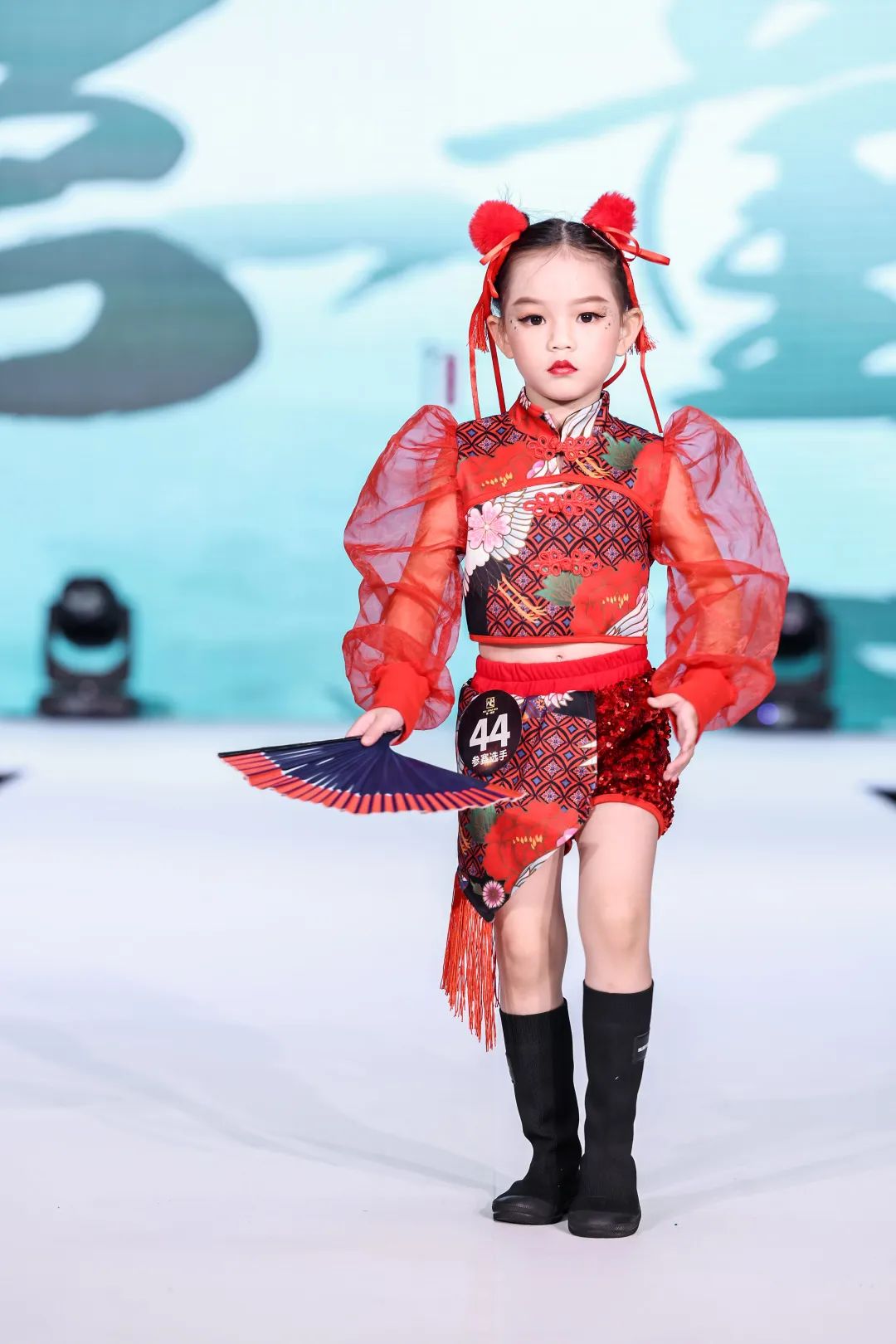 The most popular little supermodel - Yang Ruiyan: show vitality and surpass yourself - iMedia
