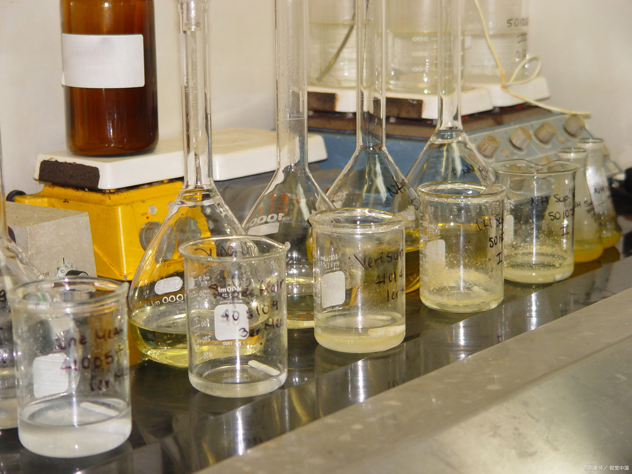 What is the principle of fractional distillation? - iNEWS