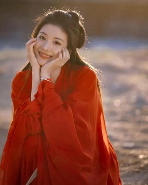 Chen Youwei and Wang Yuwen were photographed, the studio responded ...