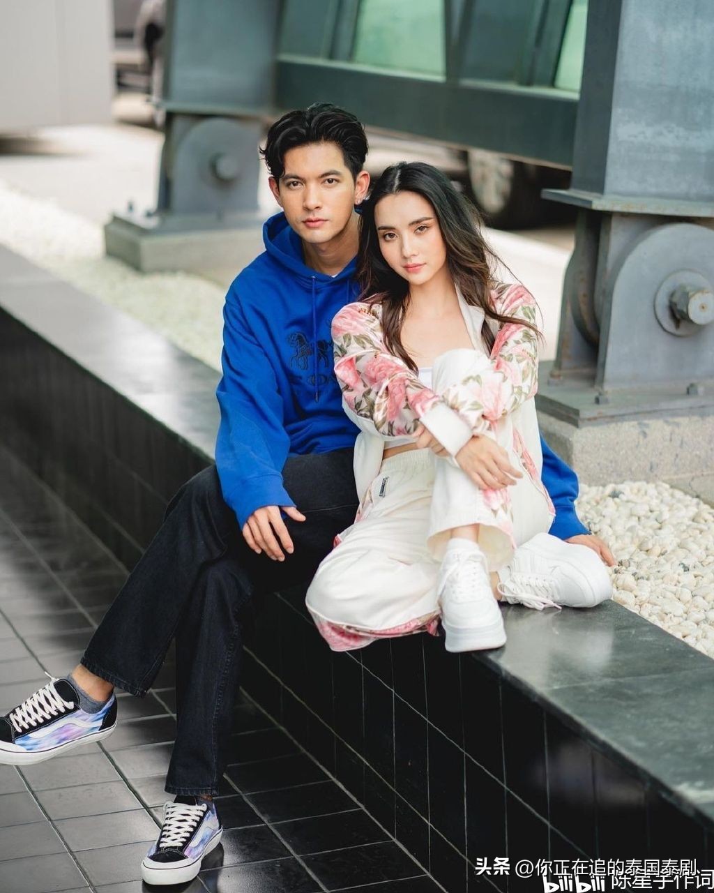 Thai drama "Love Chain" couple files Kem and Mookda calendar photo ...