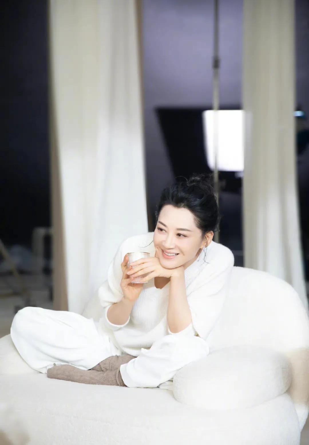 Actor Xu Qing: Two men divorced her, why is she still unmarried at the ...