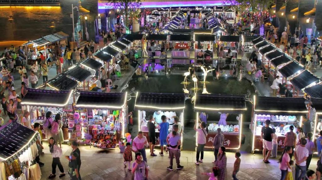 Yunnan niche night market, worth your punch - iNEWS