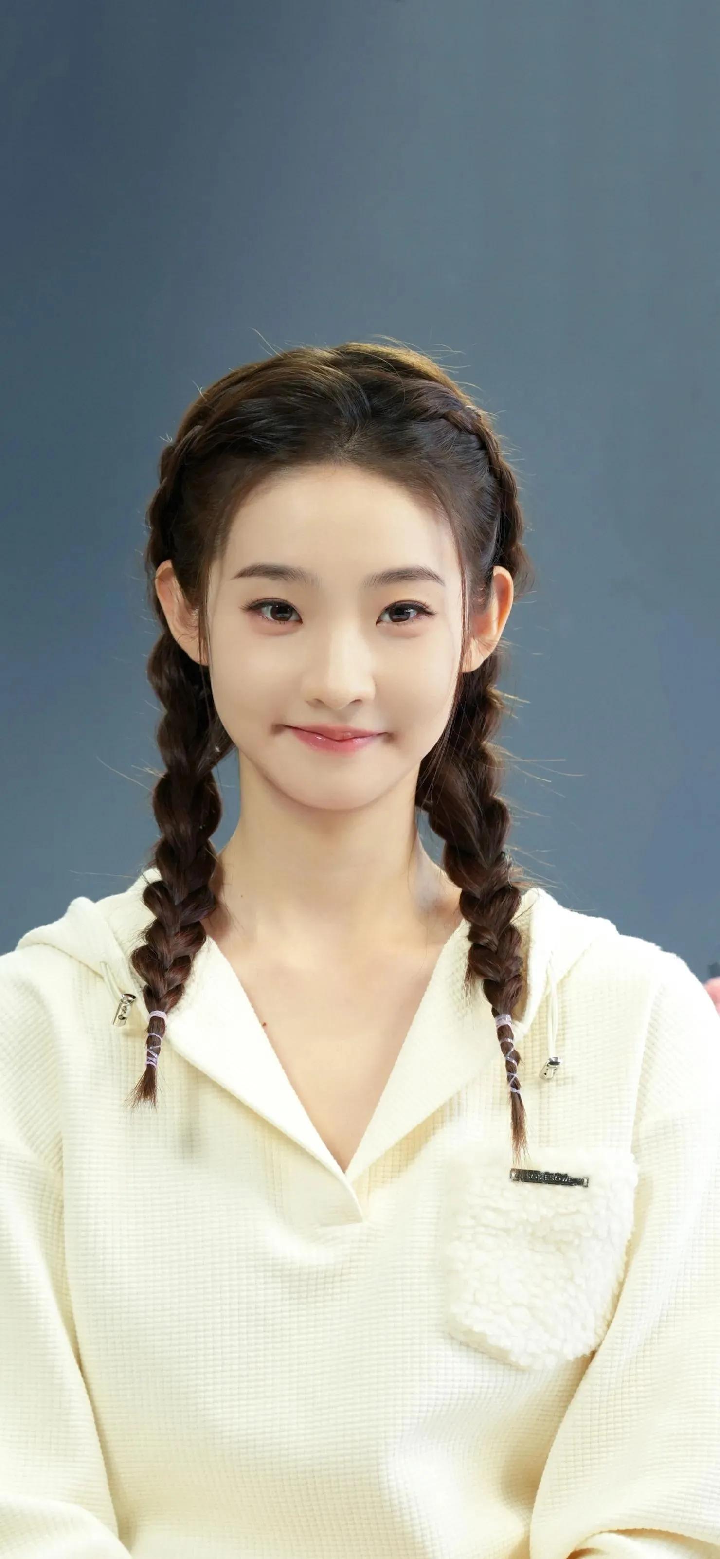 Teen Girls Issue 119 - iNEWS