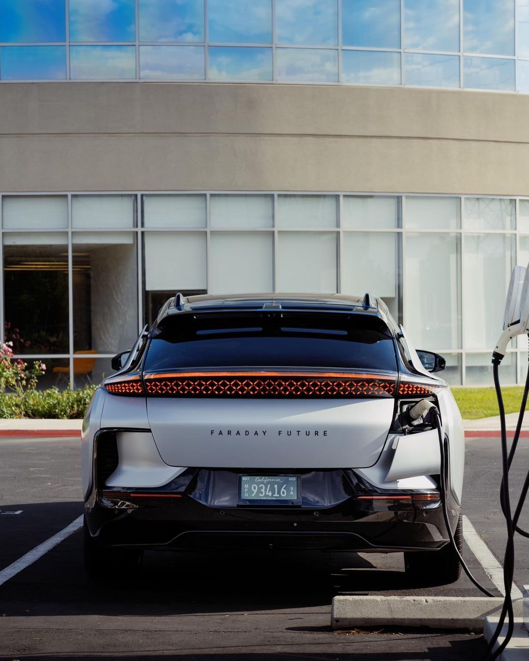 The life-saving straw for Jia Yueting's return to China: FF91 Futurist ...