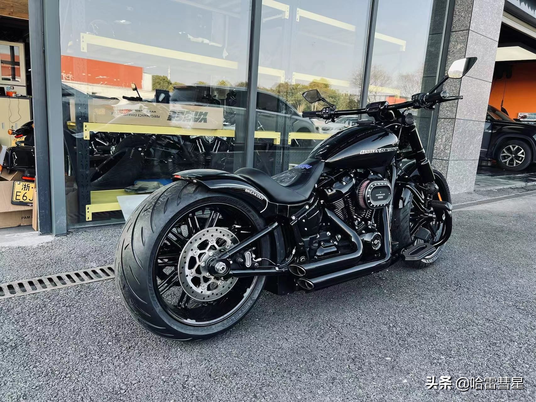 Harley Breaker Modding Awards - iNEWS