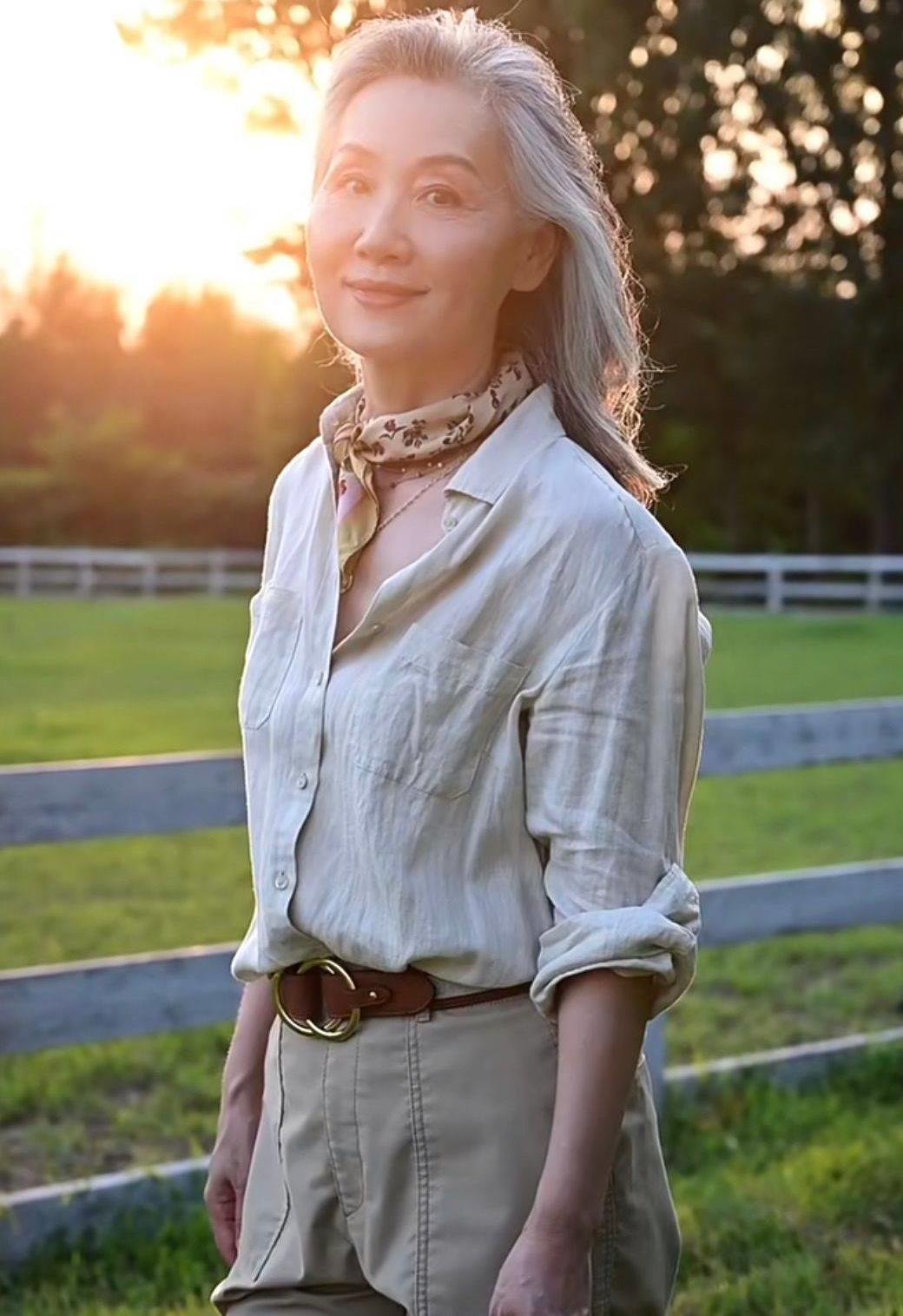 When I saw this 63-year-old grandma, I realized that women can be so ...