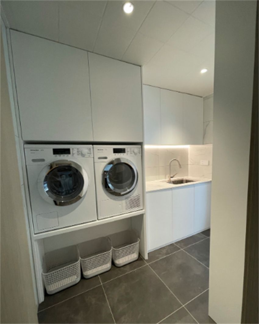 Raise the laundry area by 30 cm, it is very practical to do laundry ...