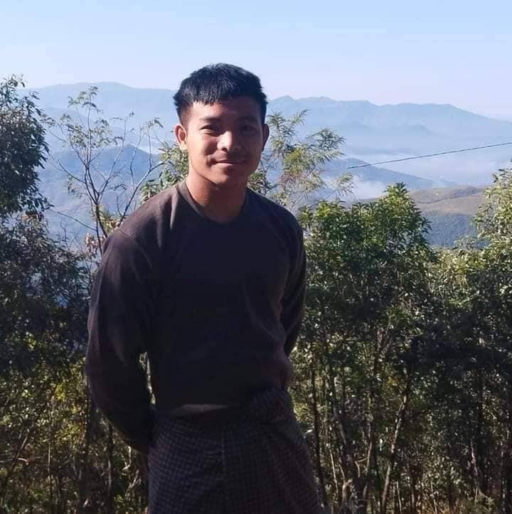 The Burmese Army air strikes the camp of the 4th Chin National Army ...