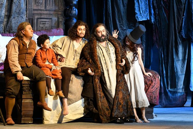 Inheritance and Innovation of Italian Opera: From Classic to ...