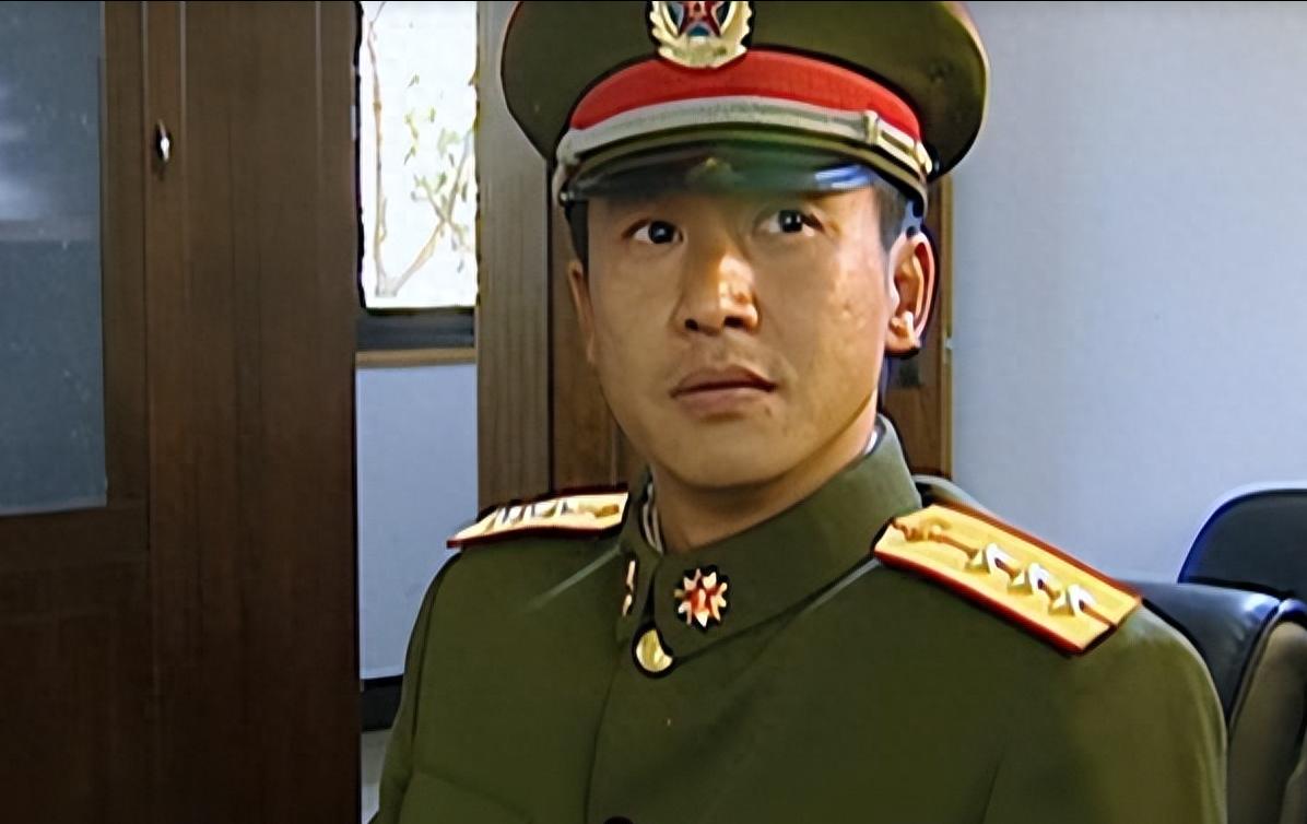 Gao Cheng is a major and the son of a military commander, while Yuan ...