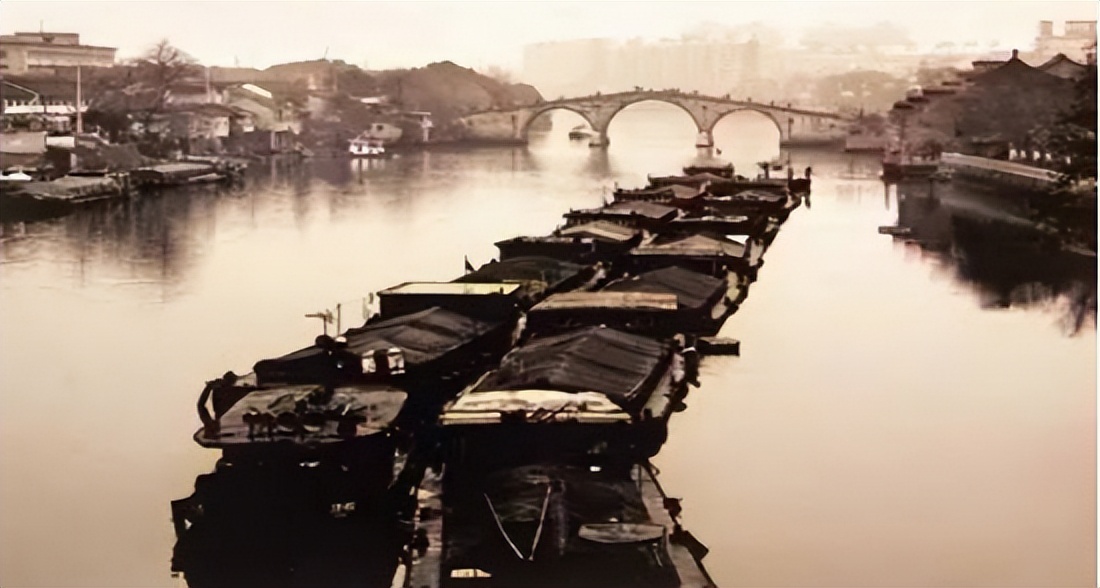 During the Song Dynasty, how did the Bianhe River system before the ...