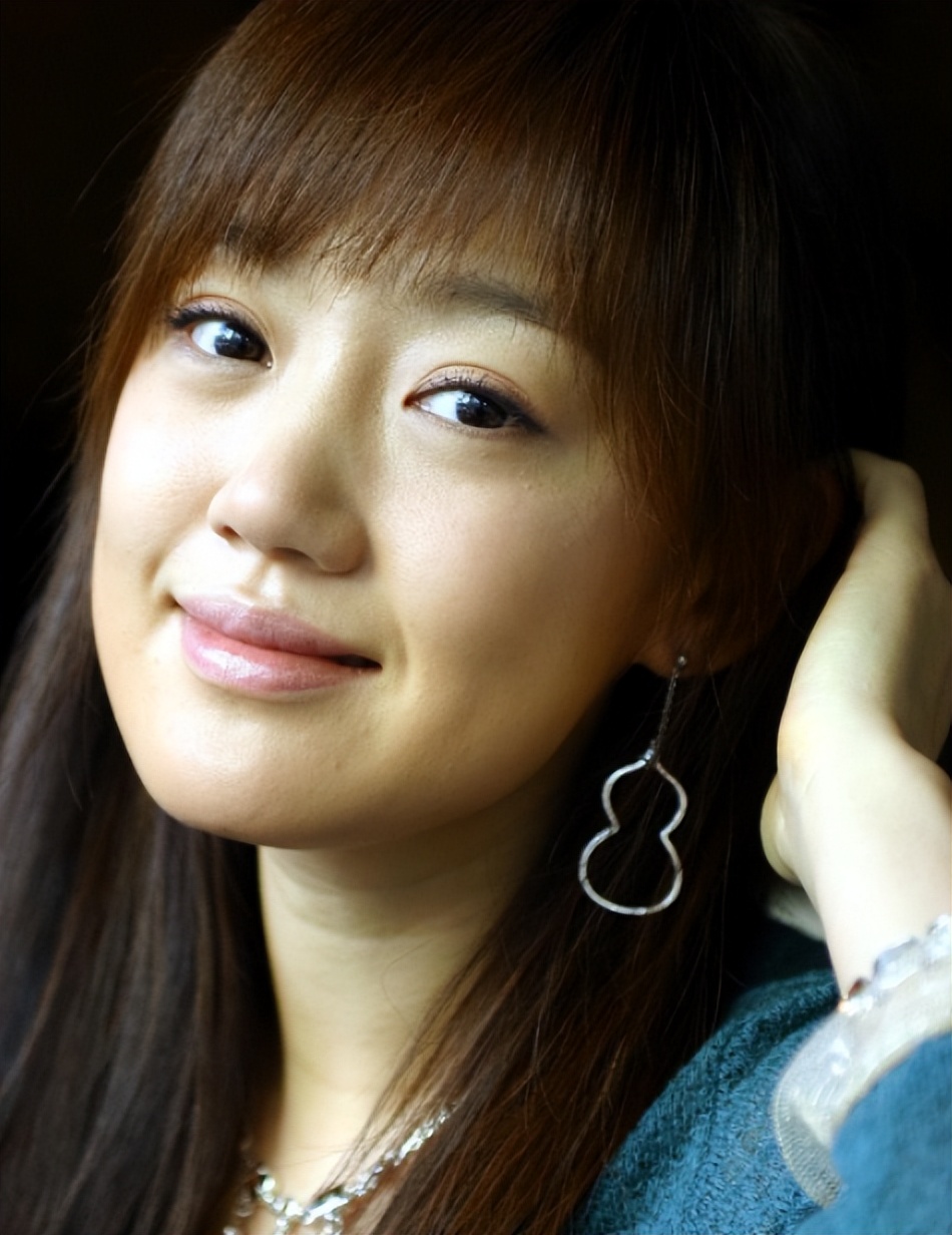 Xue Jianing: I gave everything for Hu Ge, but was separated by Hu's ...
