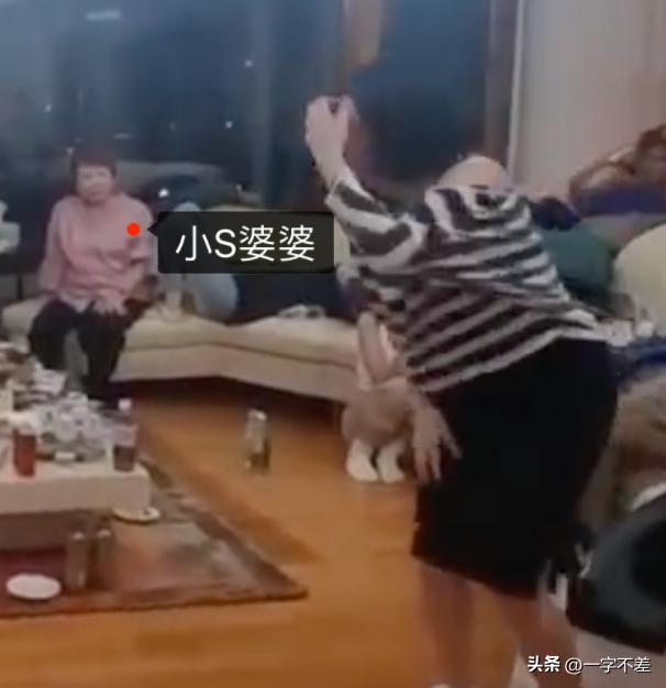 Little SKoo Jun-yup danced hotly at home, holding hands and sticking to the back, was accused of ...