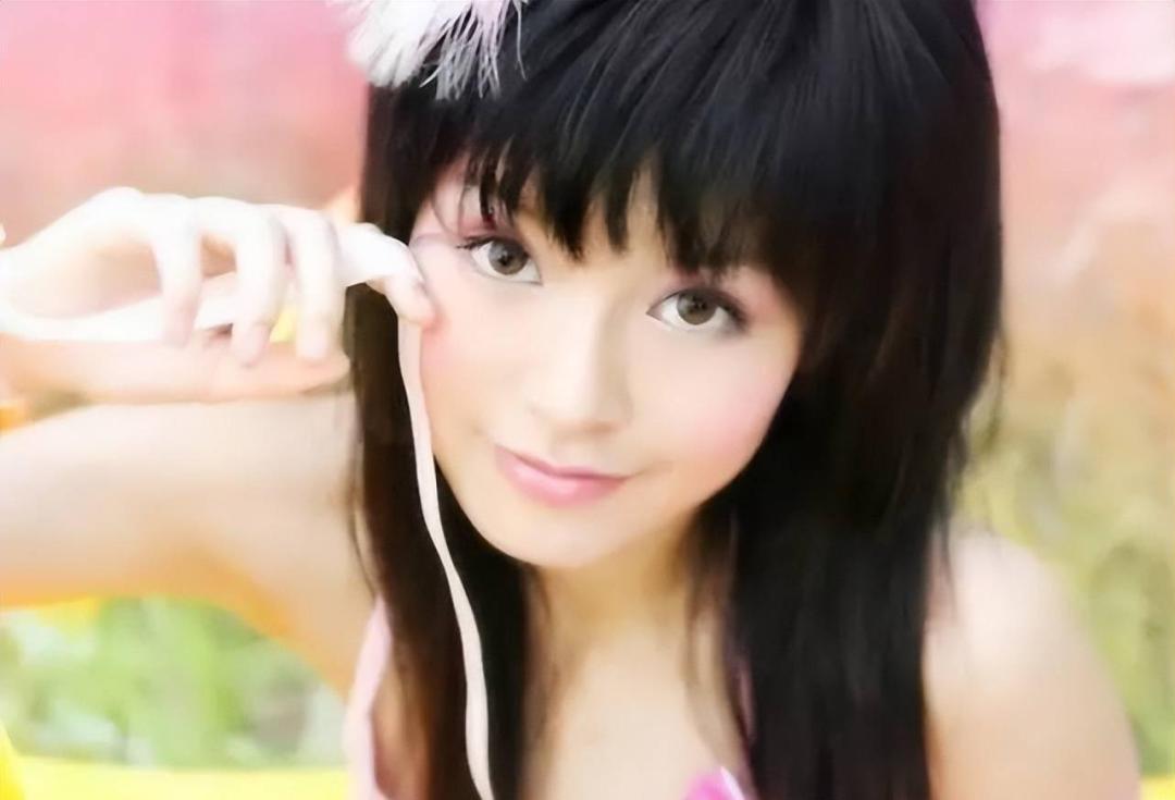 "The Missing She" Janice Man is on fire: From a young model to a female ...