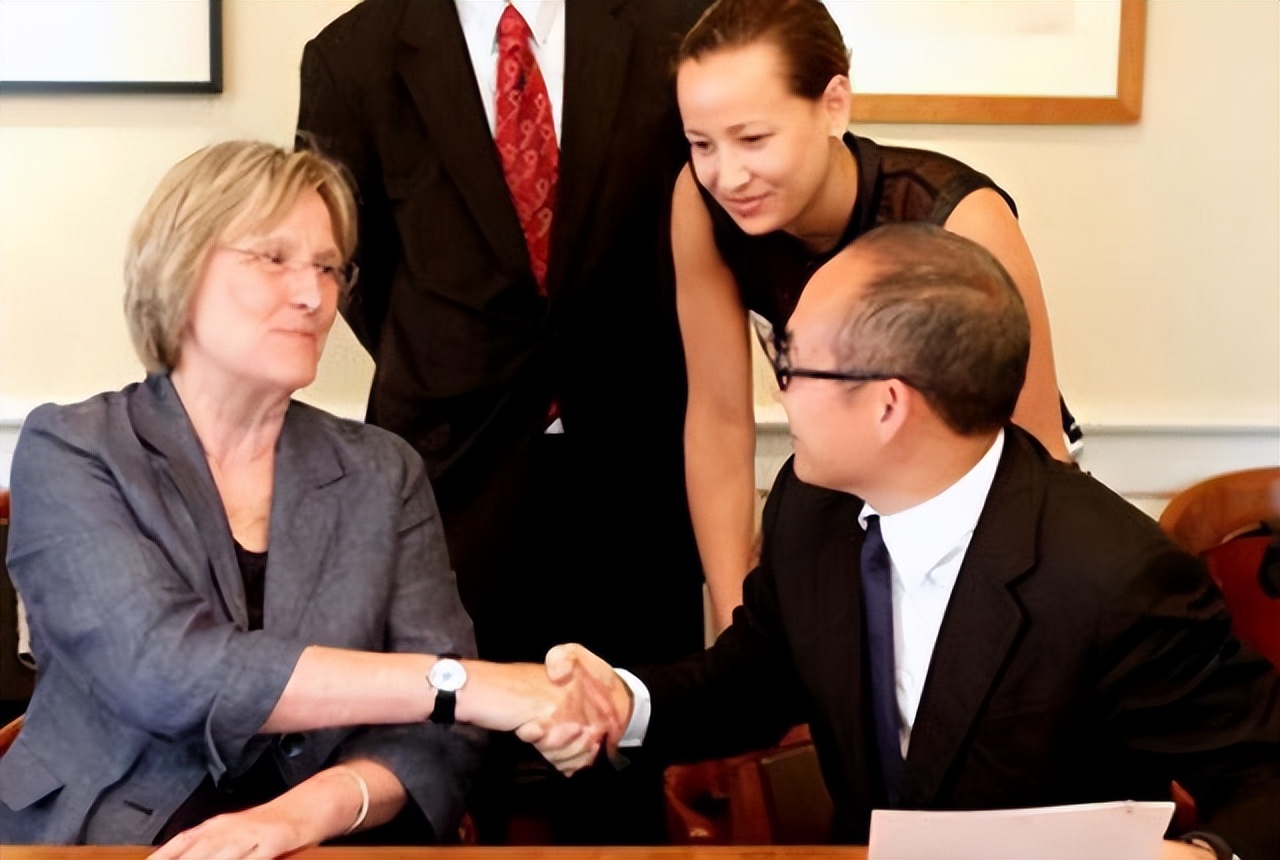 Was Professor Wen Tiejun wrong?No, it's the people who besieged him - iNEWS