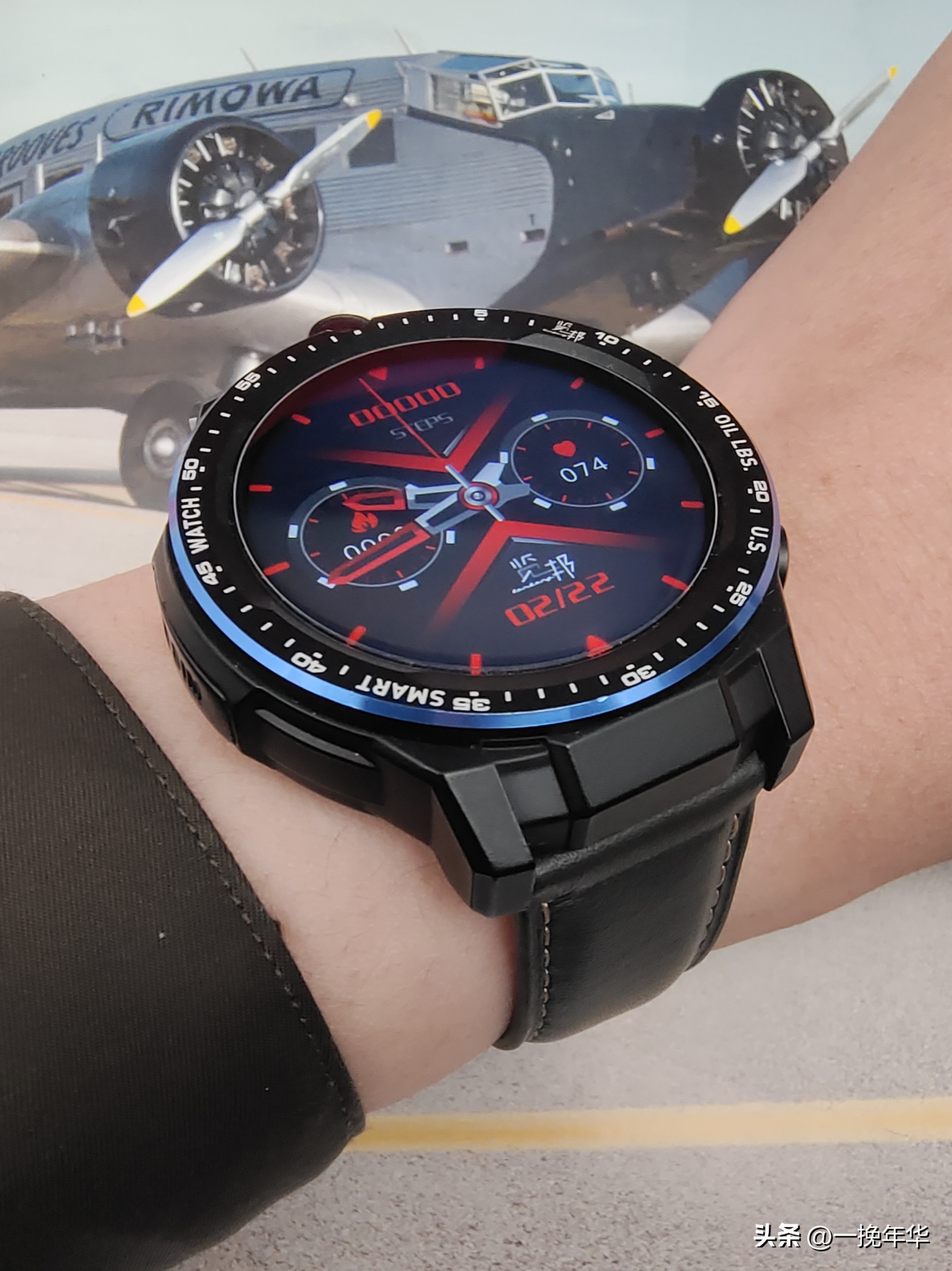 A summary of the product parameters of the three smart watches, let's ...