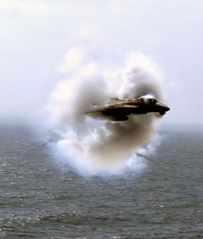 The 20 fastest military aircraft in human history - iNEWS